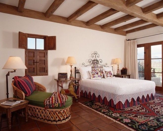 Mexican Style Interior Design Ideas and 50+ Photos