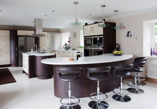 Kitchen with a bar counter: types of design and 300 photos